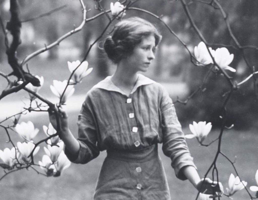 Analysis of Conscientious Objector by Edna St. Vincent Millay